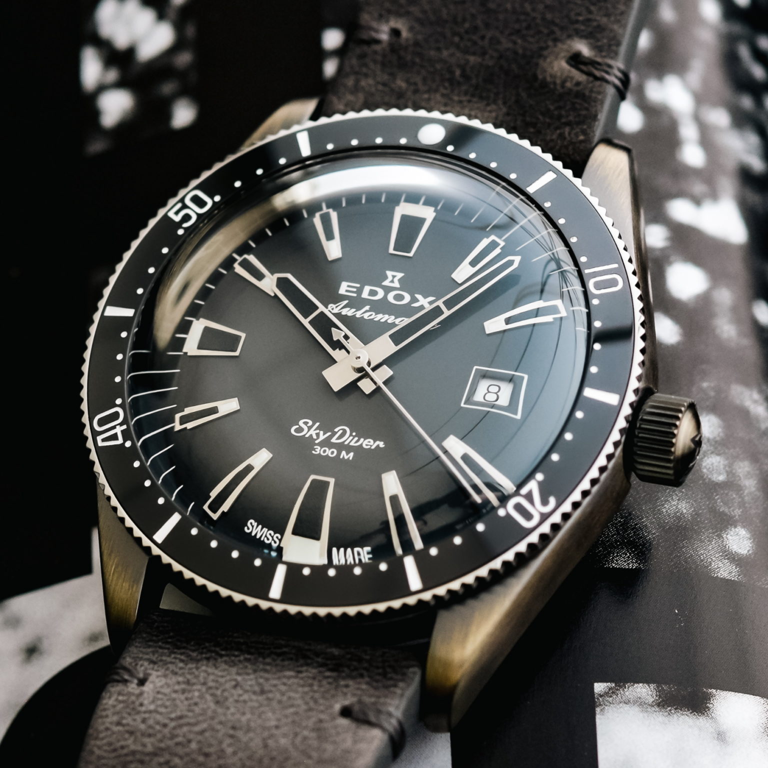 Edox SkyDiver Date Automatic "Aged Steel" - Edox