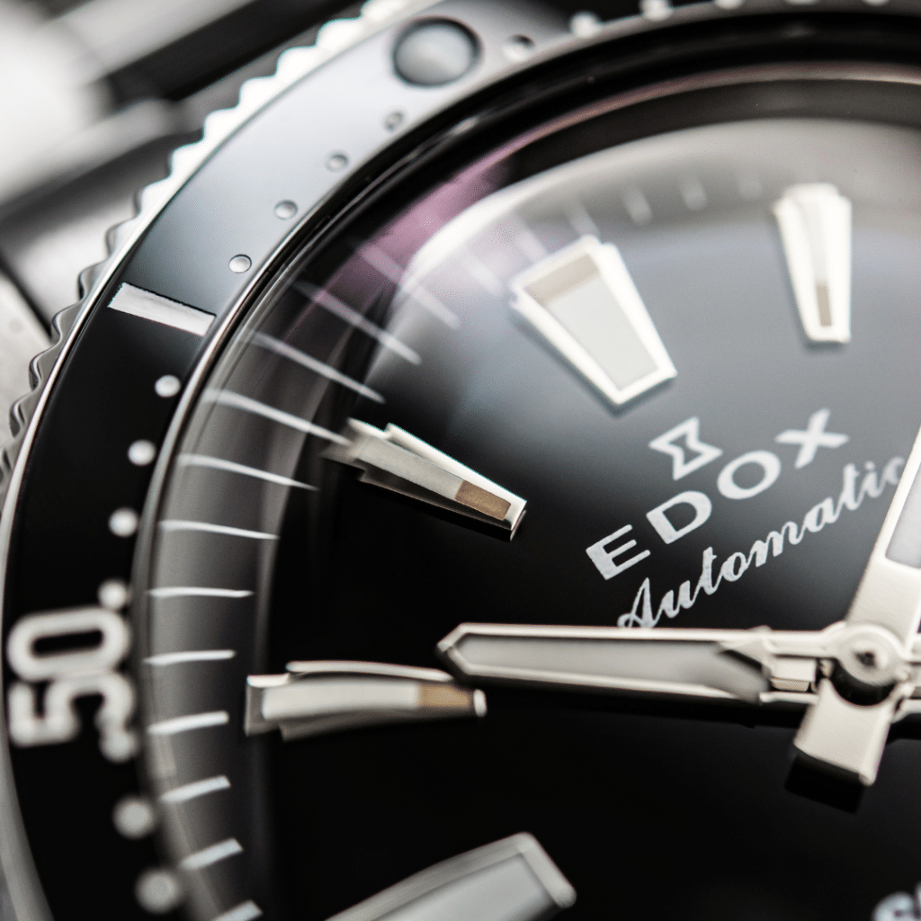 Edox SkyDiver 38 Date Automatic - Edox